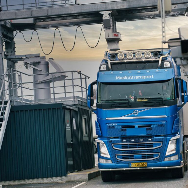 Automated Truck & Train Sampling System - JWII